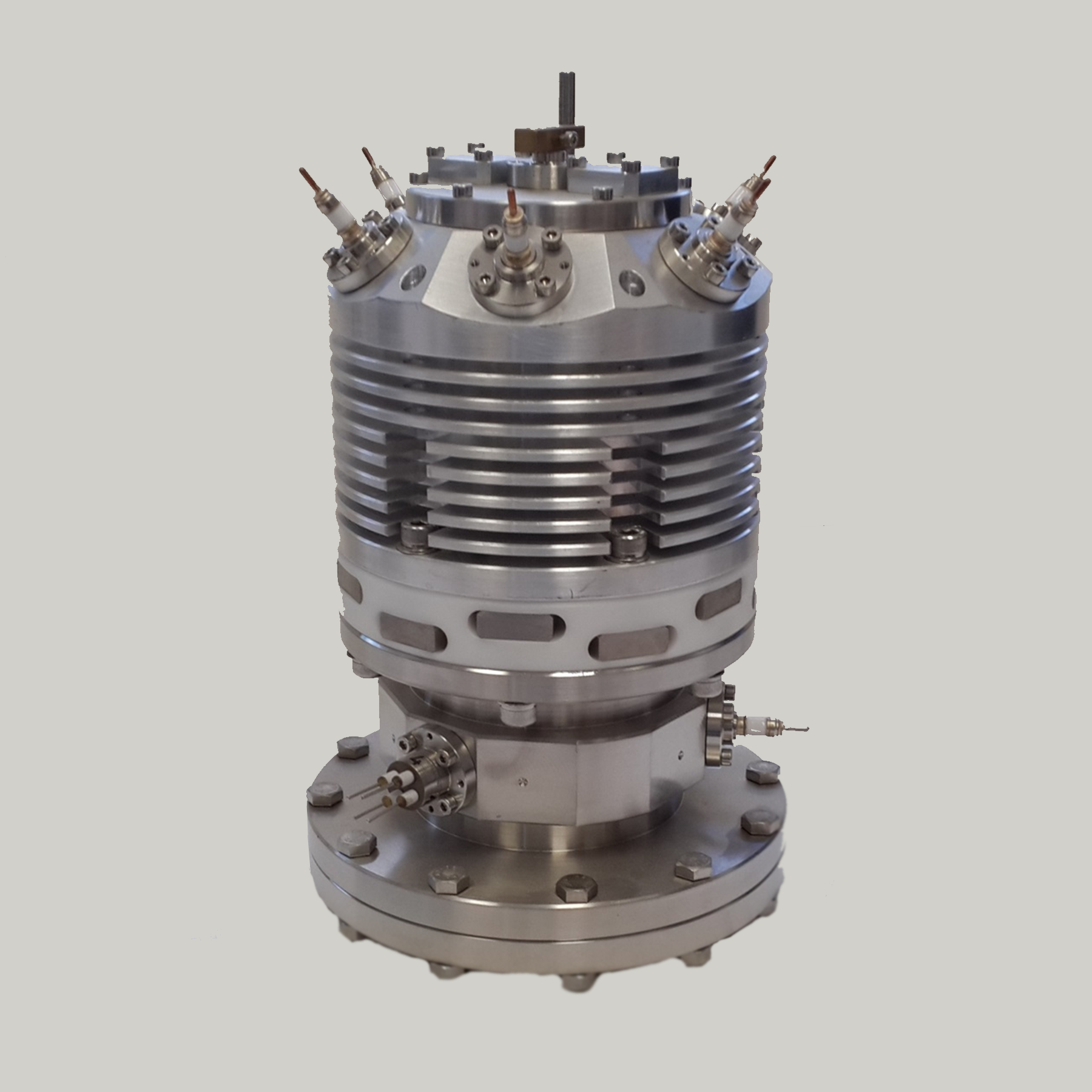 Custom Ion-sources / Ion-optics - IB Labs